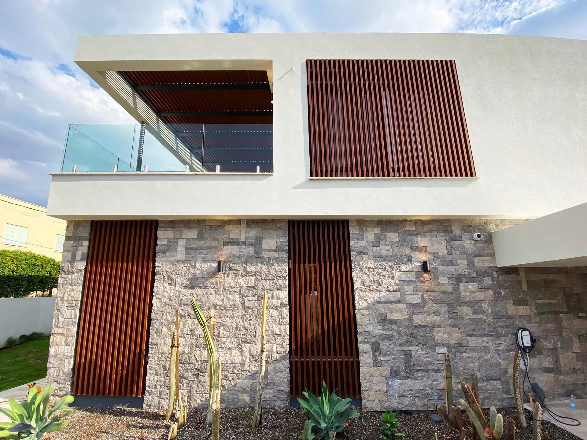 Aluminum Gates | Mulholland Brand